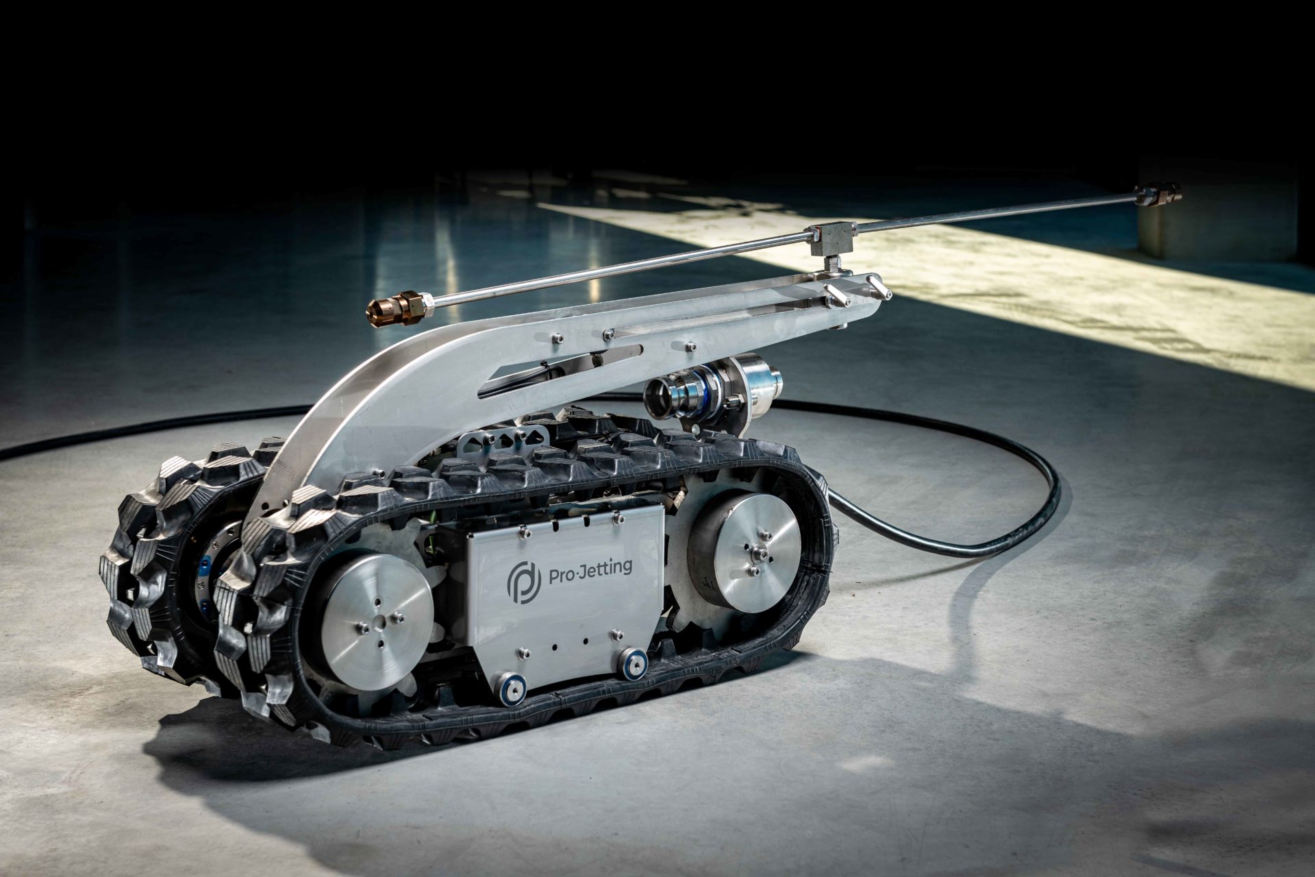 R600 Industrial robotics - Sewer Robotics